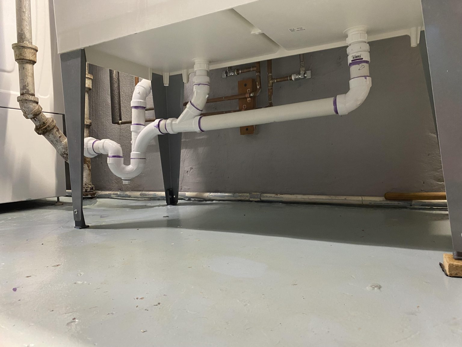 How To Plumb A Sink In A Basement: Step-by-Step Guide for Beginners ...