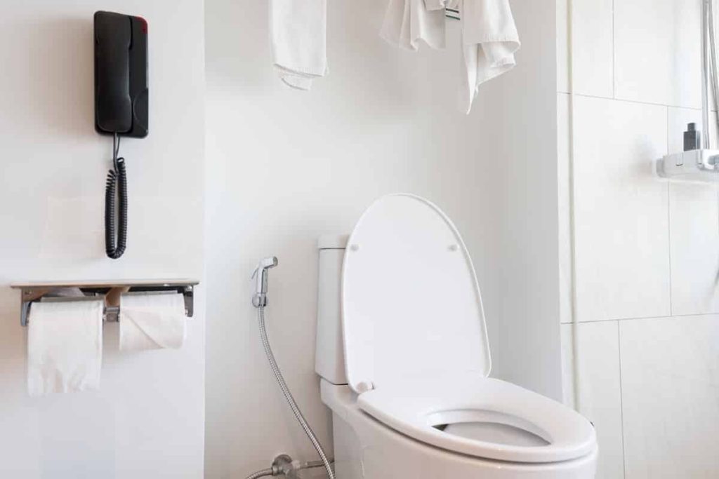Does Thicker Toilet Paper Cause Plumbing Clogs? - Plumbing Tips Today