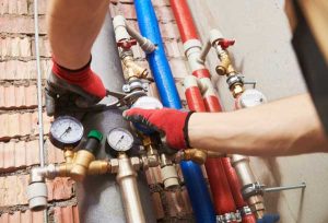How Do I Get Air Out of My Plumbing Pipes? (Fast Fix!) - Plumbing Tips ...