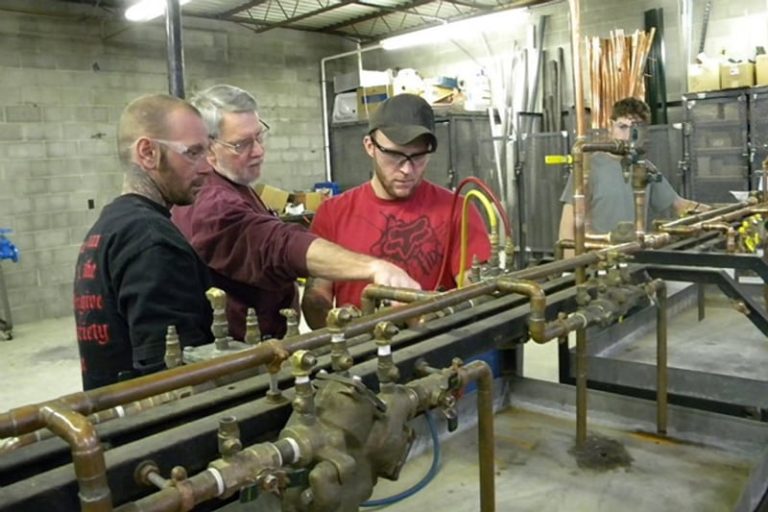 How Much Does a Plumber’s Union Apprentice Make? (2026 Guide ...